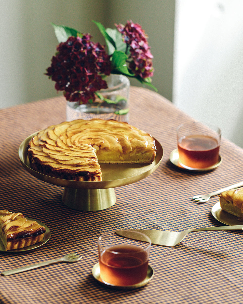 Brass Cake Server – Fog Linen Work Australia/NZ